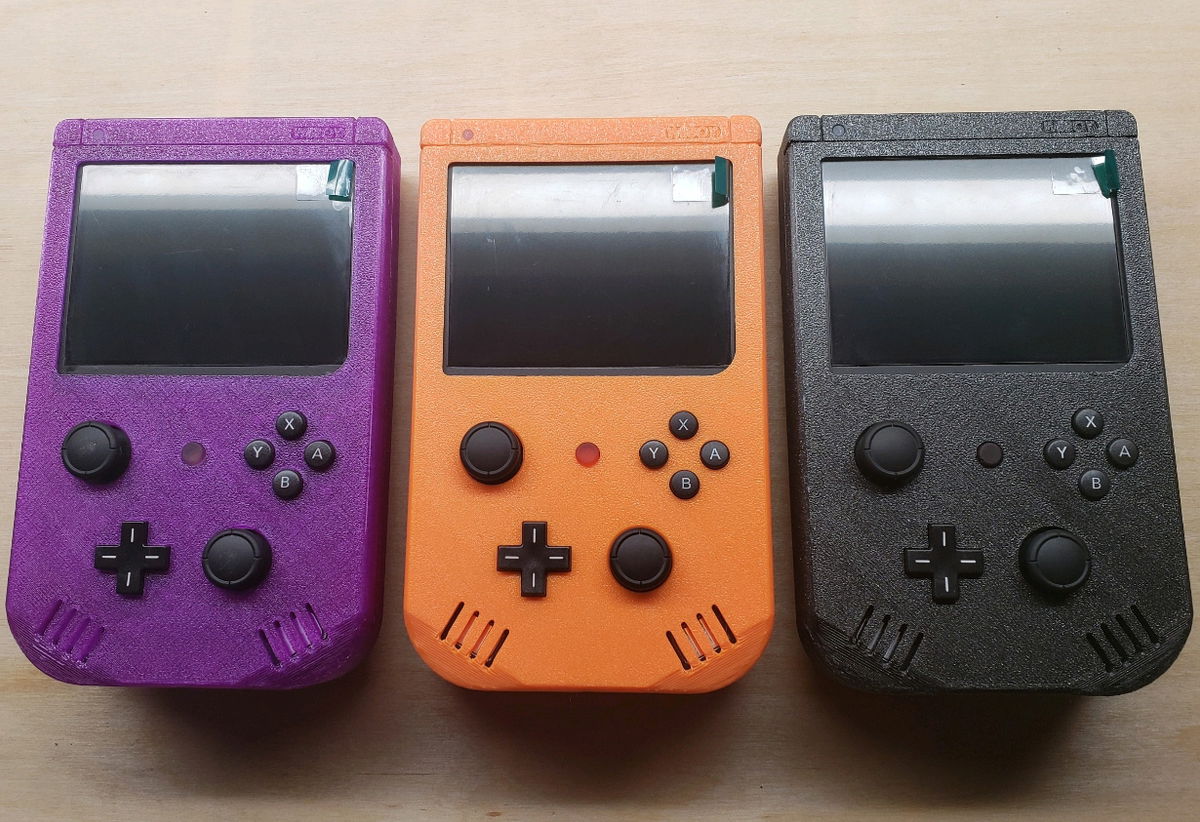 Construye una Game Boy que también es una Nintendo Wii y Game Cube