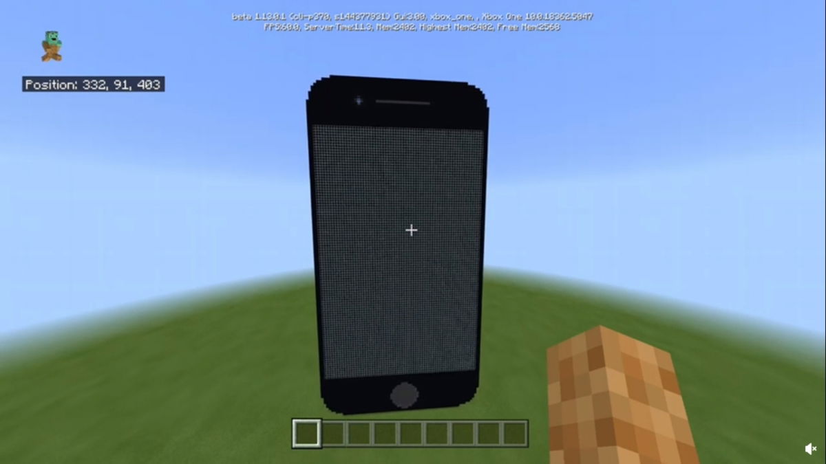 Un jugador crea un móvil funcional en Minecraft y es impresionante