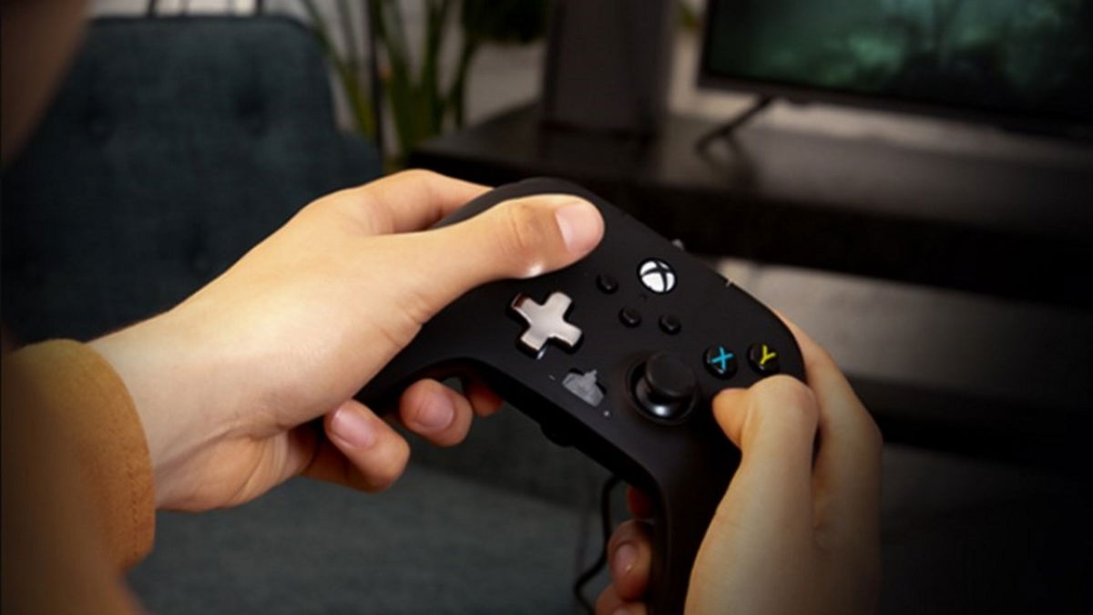 Un jugador crea el mando definitivo para los shooters